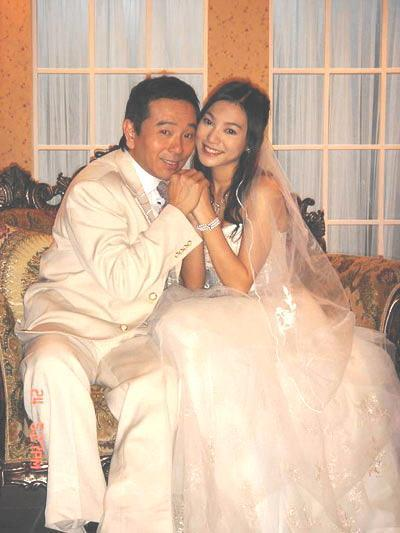 The famous actor Zhang Chenguang gave her 4 years of roses in order to ...