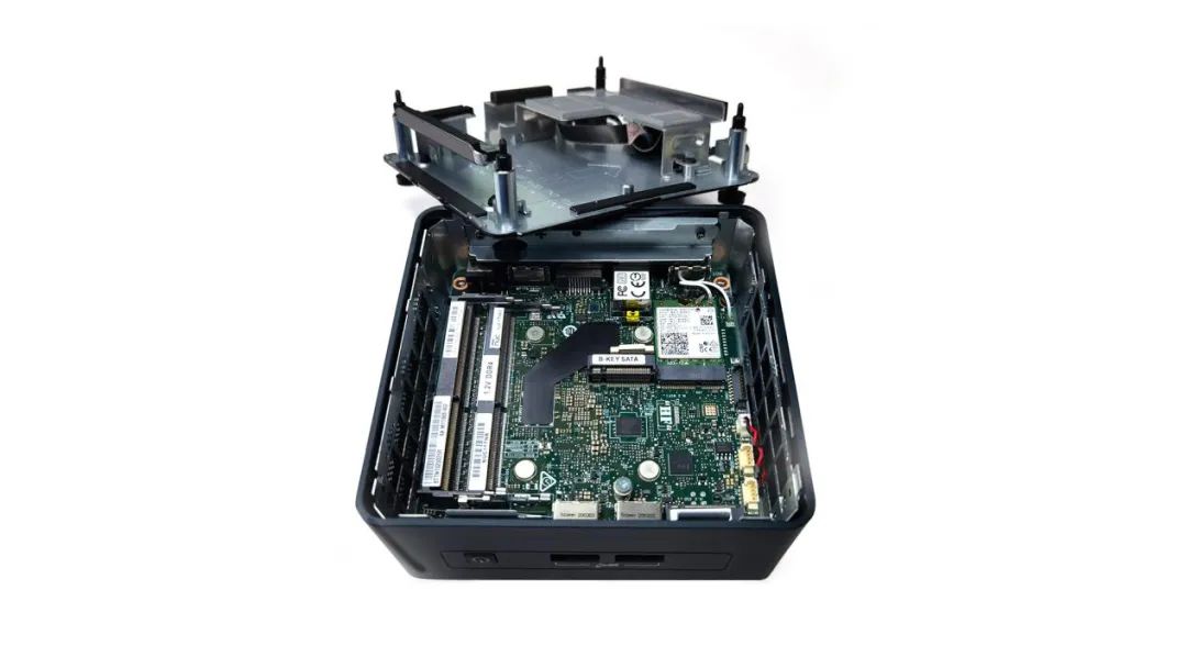 A few simple steps can turn NUC into NAS - iNEWS