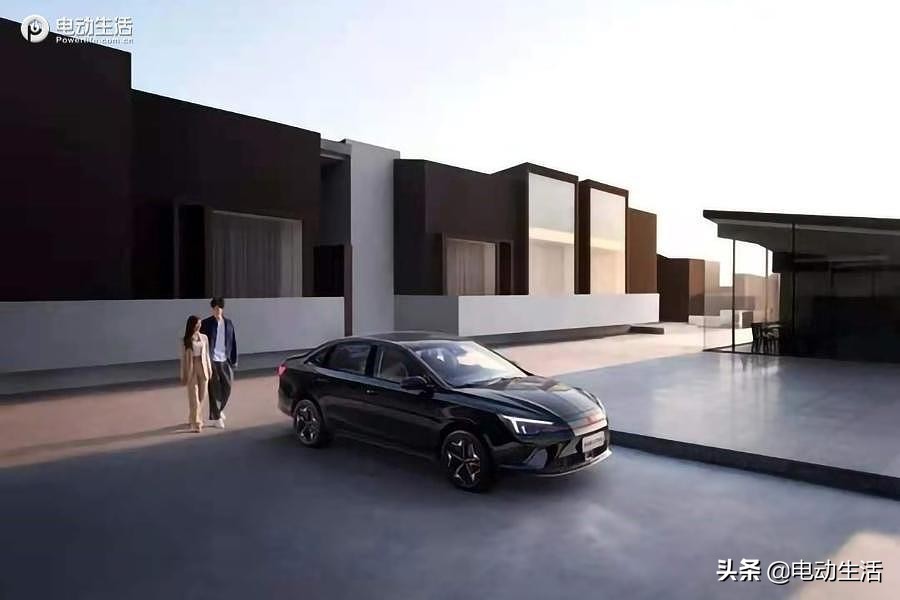 SAIC R car ER6 new mobile version is listed and sold after subsidies of ...