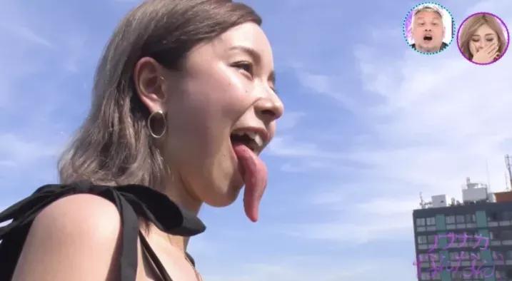 There are women with long tongues!25-year-old island-nation mixed-race ...