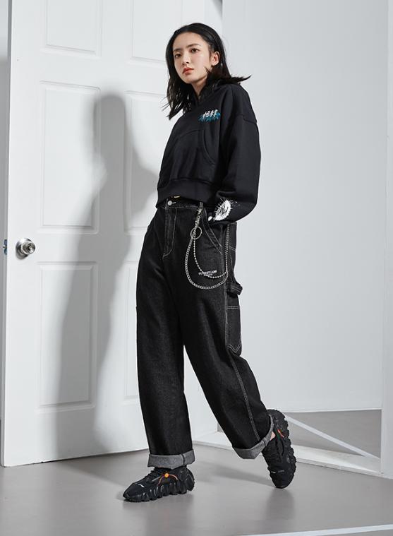 Liu Yuling supports domestic sneakers!Li Ning Wuxing II enters ...