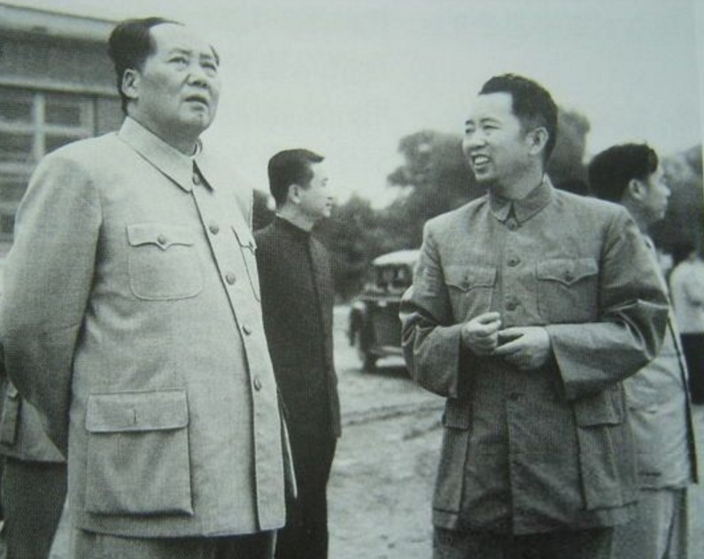 In 1956, Mao Zedong's special plane lost contact with the ground for ...