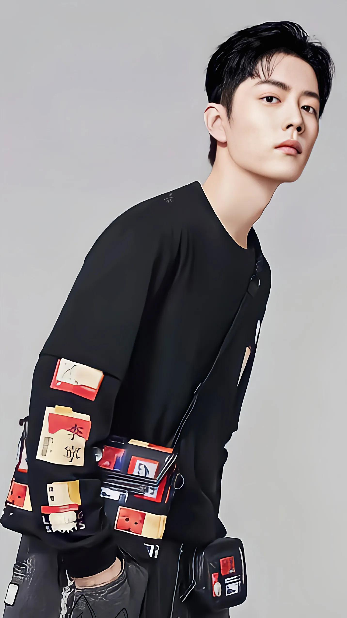 Xiao Zhan and Li Ning catwalk - iNEWS