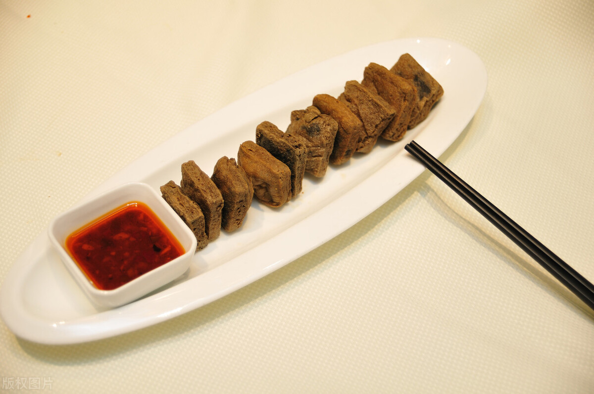 Family version of stinky tofu production process - iNEWS