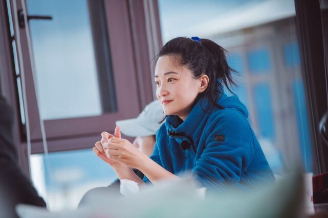 Guo Keyu fell in love with the mature director Zhang Jiarui as a child ...