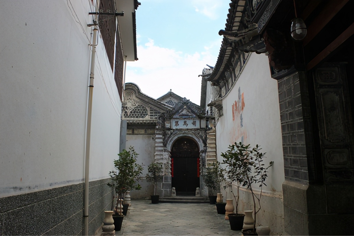 A "rich mansion" in Yunnan became popular, known as the "Pearl of the ...