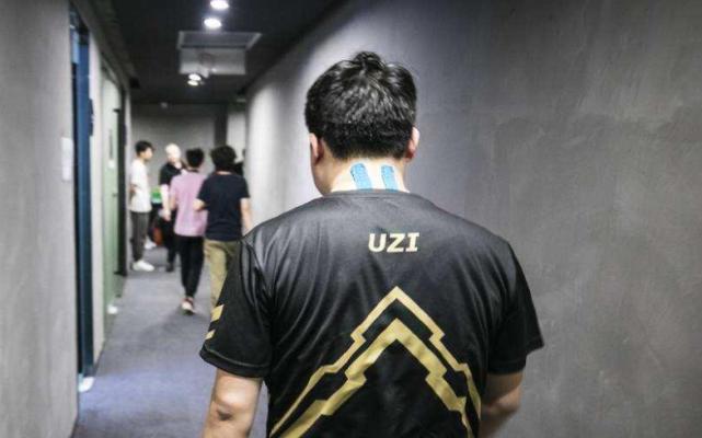 Doinb revealed: BLG's lineup next year is invincible, Uzi and TS may be ...