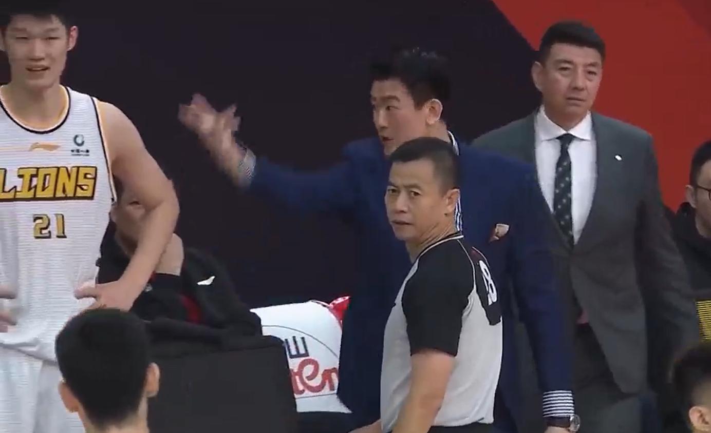 Referee Wang Mei has another controversy, ignoring Guo Ailun's beater ...