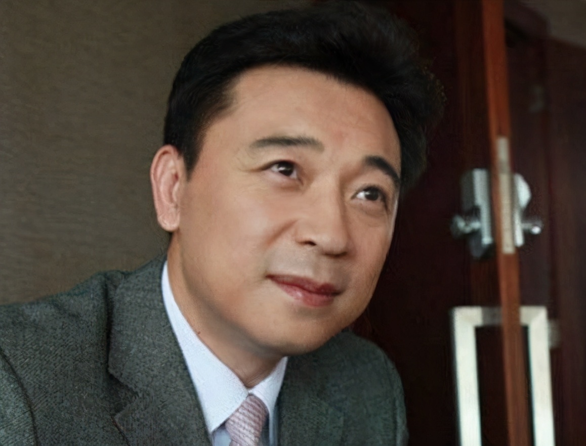 Zhang Xilin's wife, Zhu Min, gave up her career for her husband and ...