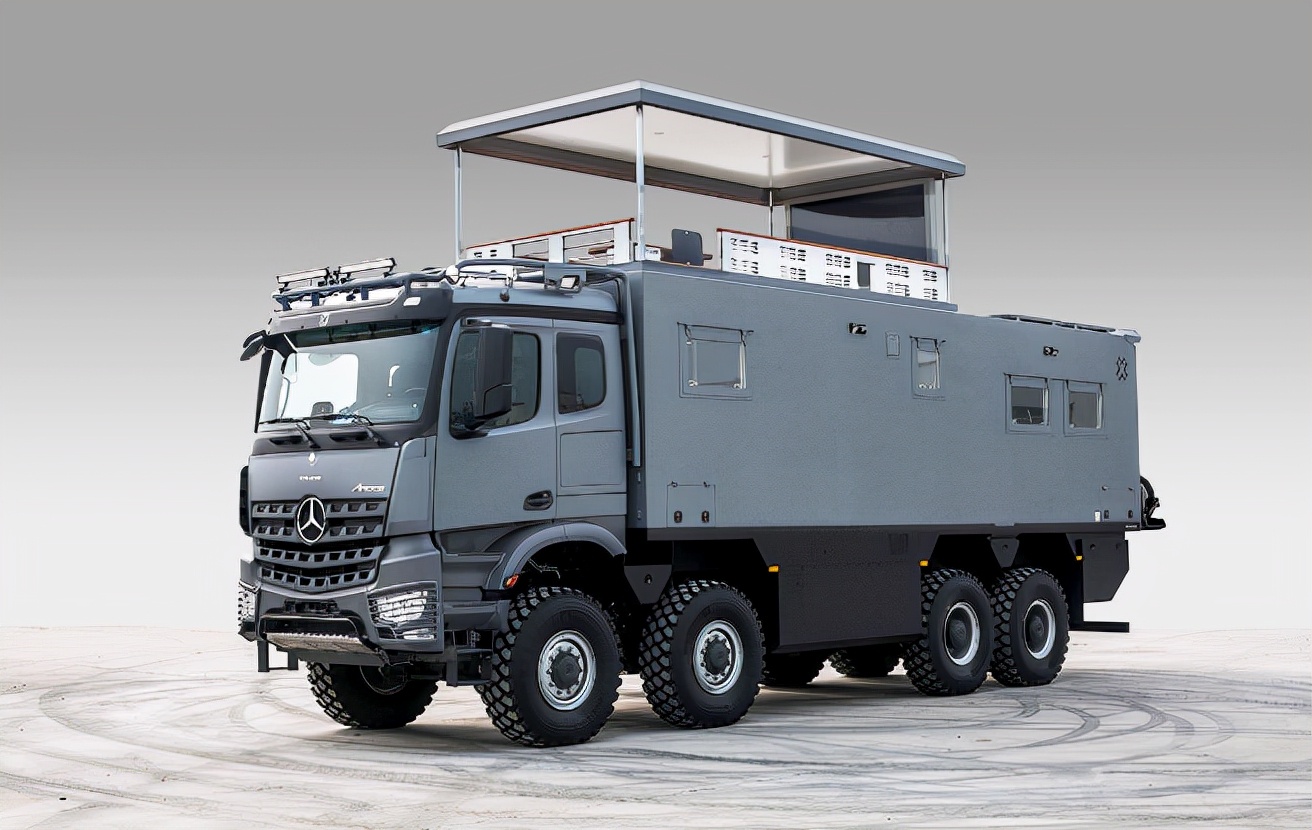 What does the 8.85 million off-road touring car look like?Raised roof ...