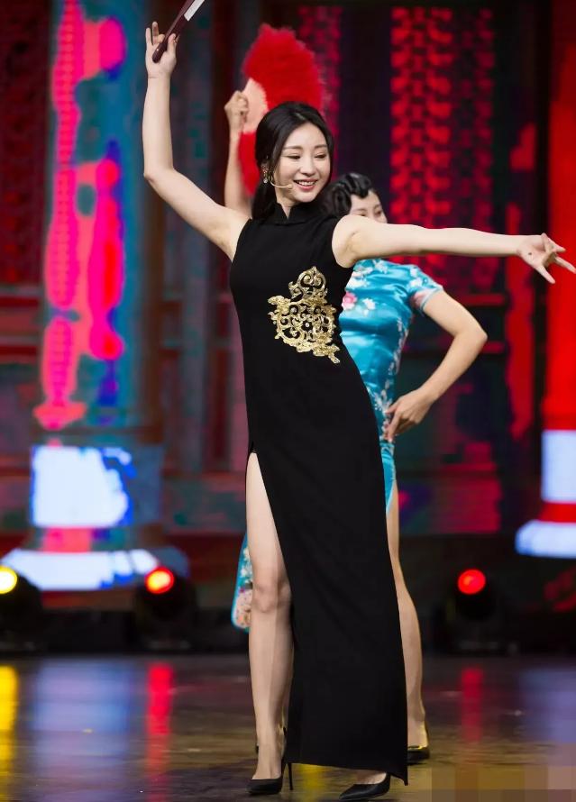 Who said Liu Yan is a goddess?Wearing a cheongsam accidentally exposes ...
