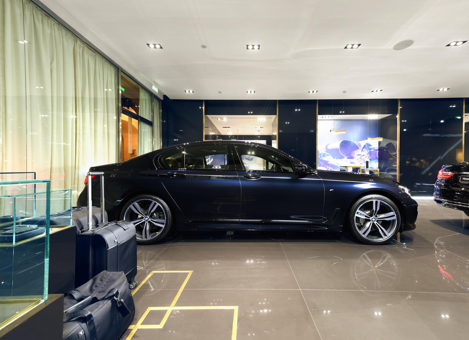 When buying a car in a 4S shop, the salesperson is most afraid that you ...