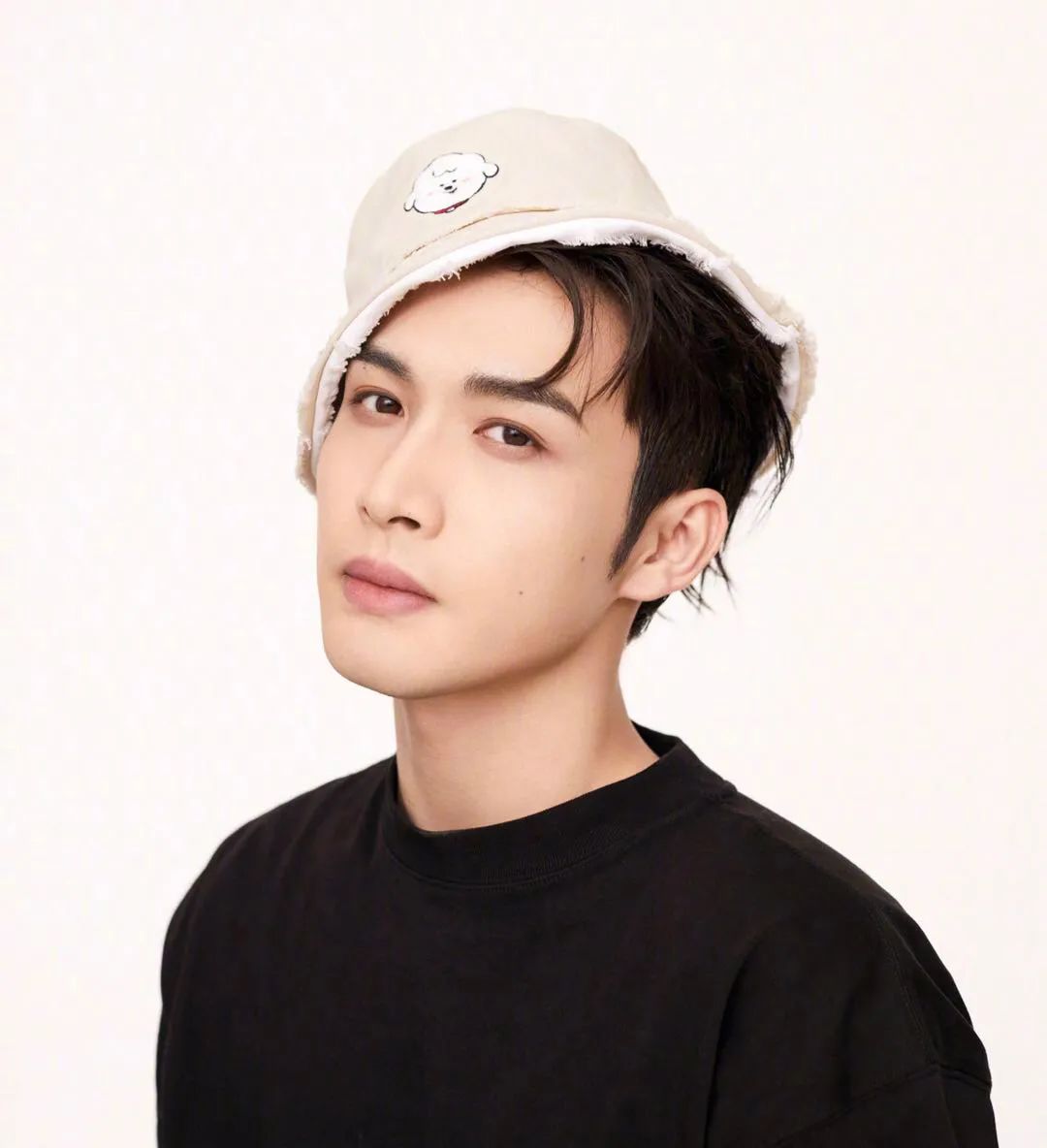 Zhang Yixing, Yang Zi, Yang Mi, Zhao Liying, Li Bingbing, Huang Jingyu ...