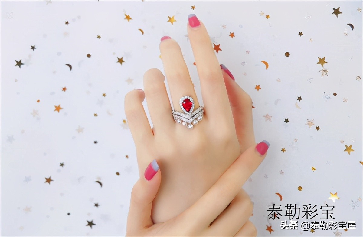 What is the meaning of a ruby ring when worn on different fingers? - iMedia