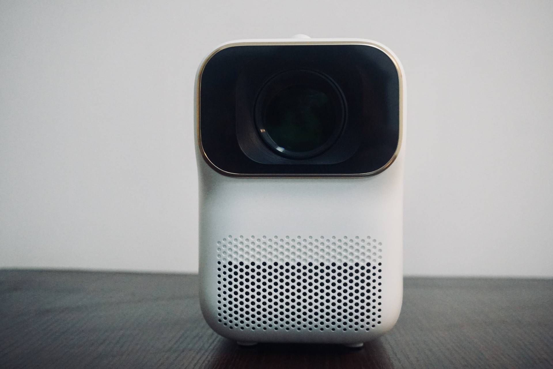 Thousand-yuan projectors are also in good stock, Xiaoming Q1 mini ...