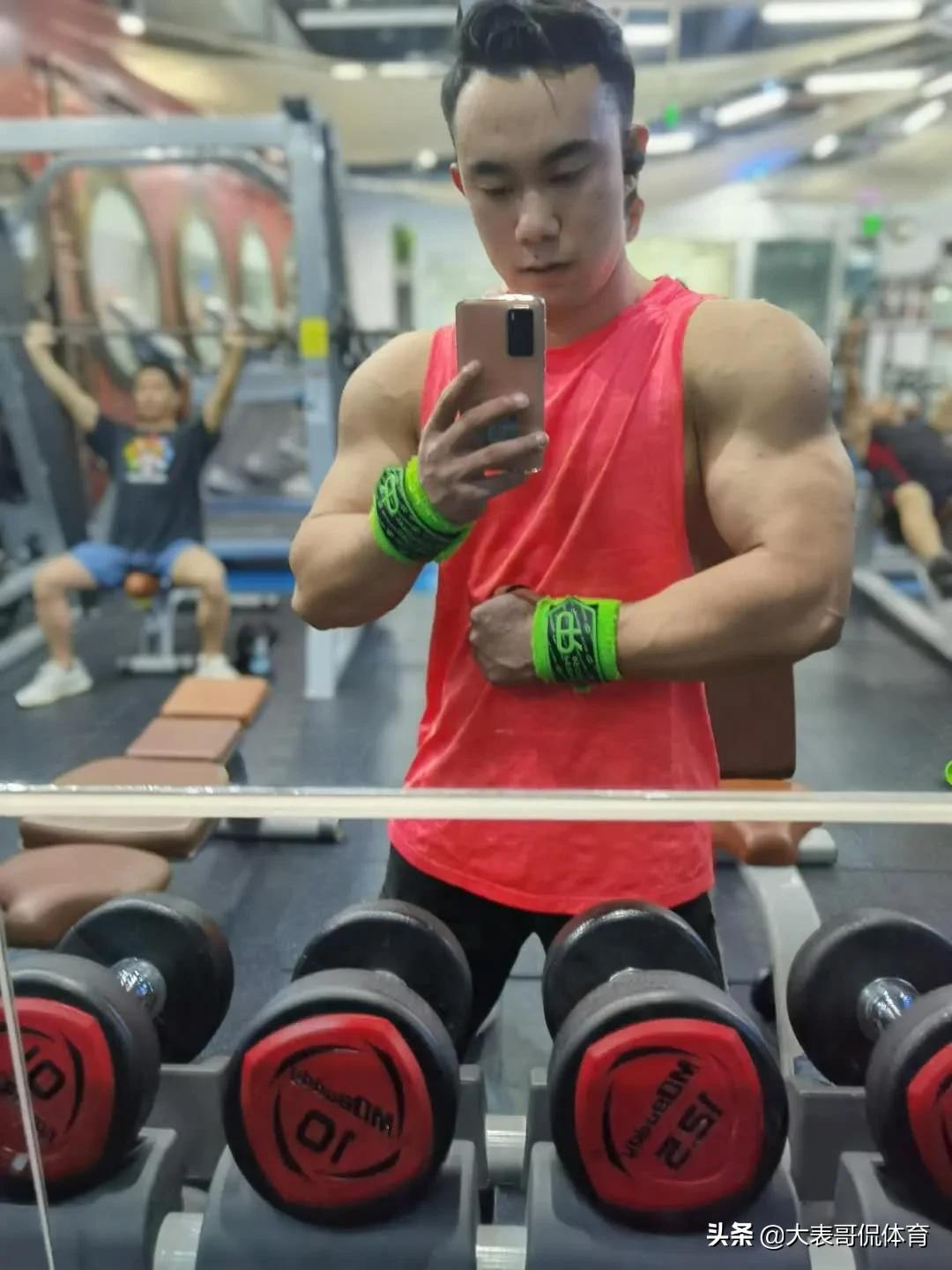 "Universal Star"-Luo Yu, perseverance will be better - iNEWS