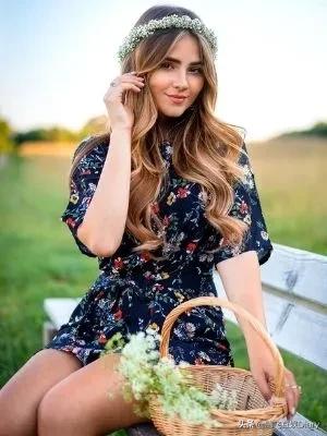 Jessy Hartel Bio biography of German beauty Jesse Hartel - iNEWS