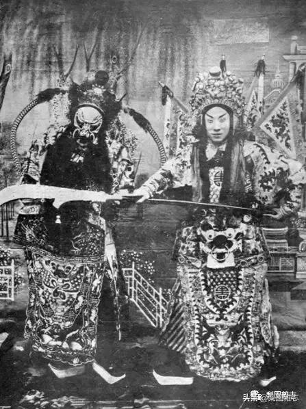 Fu Lian Cheng Keban Foreign History: Prosperous vowels, "yin" Rong Wan ...