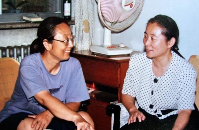 Lin Doudou's husband Zhang Qinglin: When Lin's family was in trouble ...