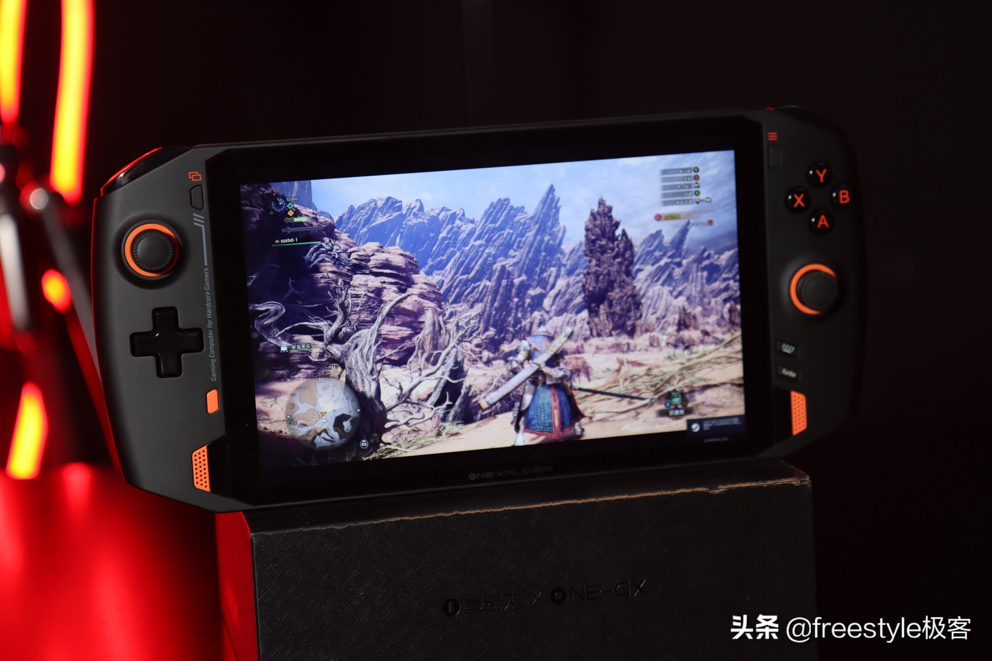 The new OnexPlayer 1S handheld will be on sale soon: Intel i7-1195G7 ...