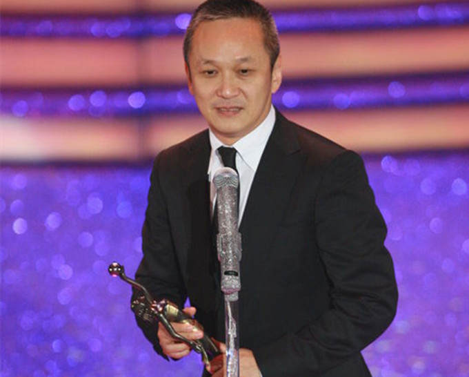 Zeng Zhiwei and Chen Desen run a nursing home to take care of the ...