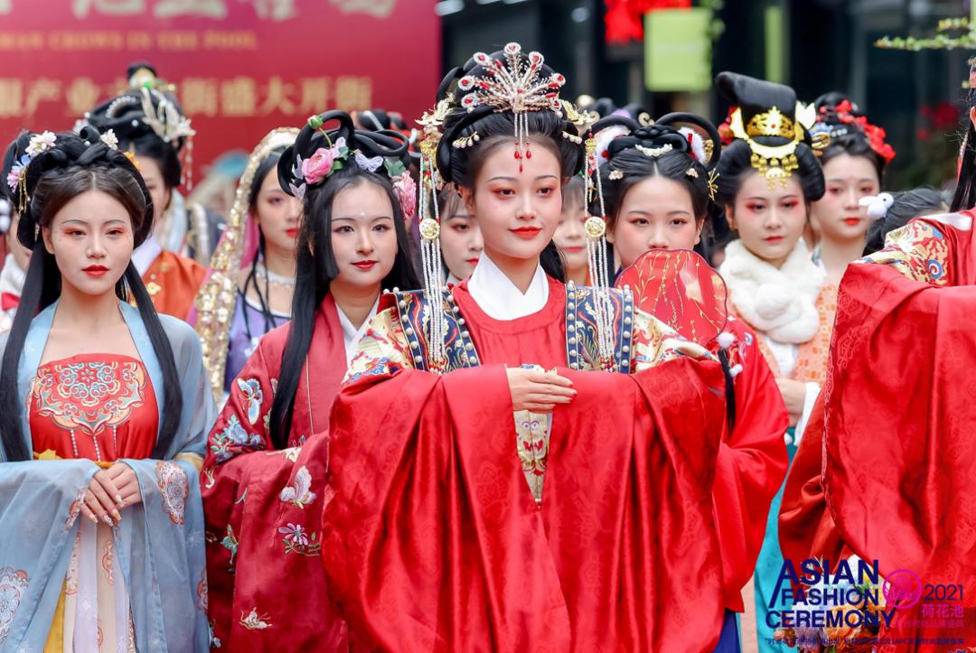 2021AFC Asian Fashion Brand Ceremony Concludes Successfully - iNEWS