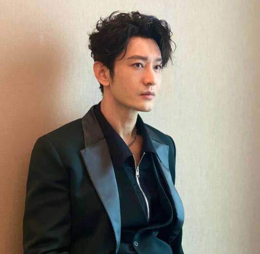 Huang Xiaoming is struggling to respond to outside questions, it is ...