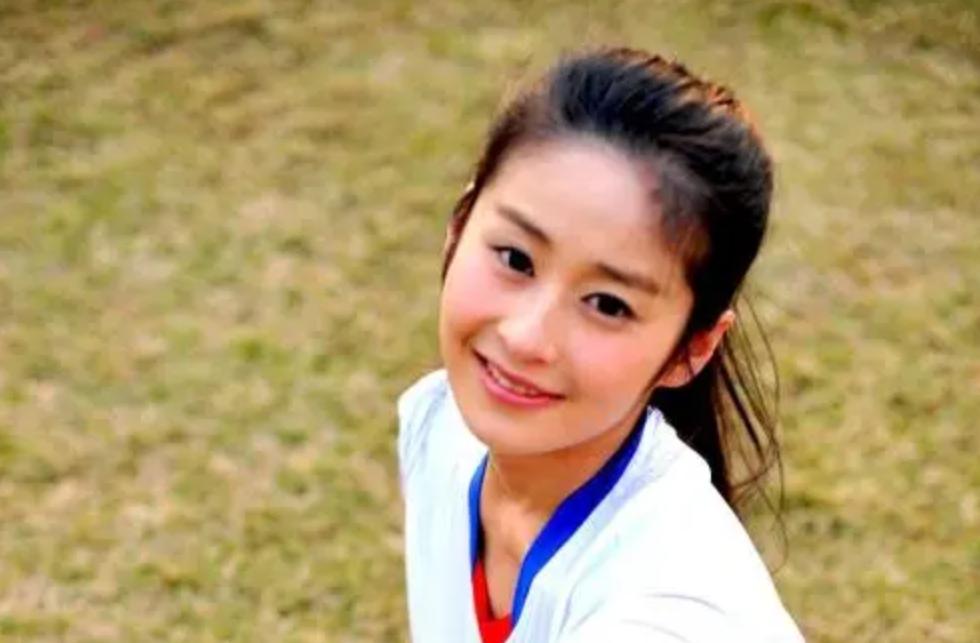 The story between Yinger, Huang Shengyi, and Yang Zi turns out to be so ...