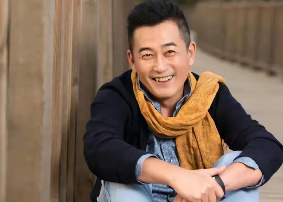 "Uncle Merry" Wang Zhifei's three love stories: each one is not simple ...