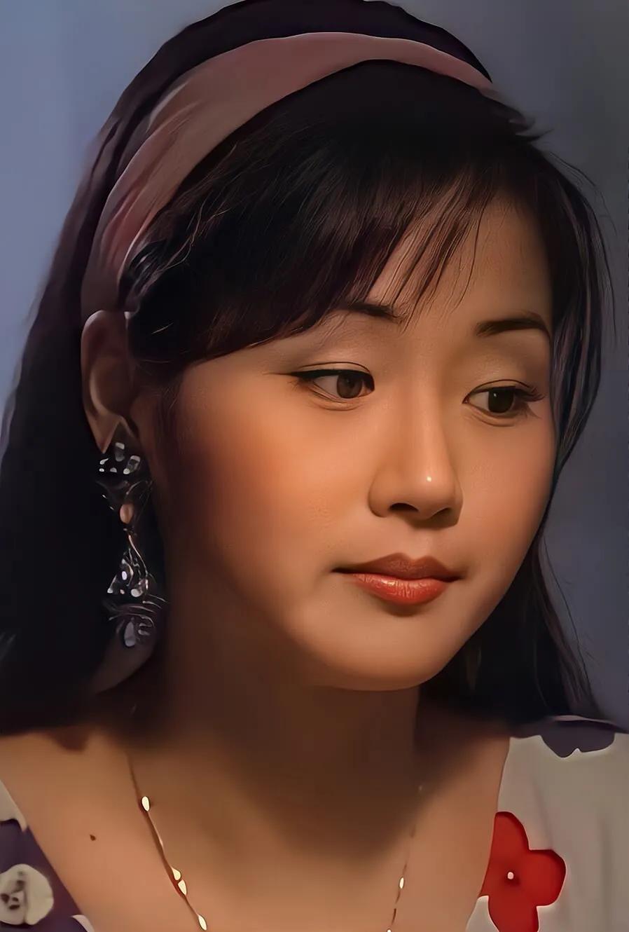 Ma Xiaoling—I have a date with a zombie - iNEWS