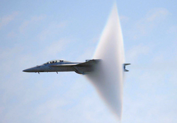 Cut flight time in half!Can humans still board supersonic airplanes?How ...