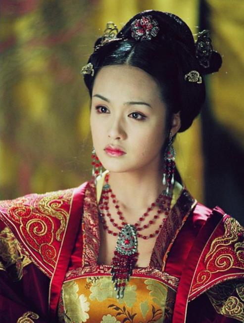 Rao Minli: At the age of 17, she joined the Spring Festival Gala at the ...