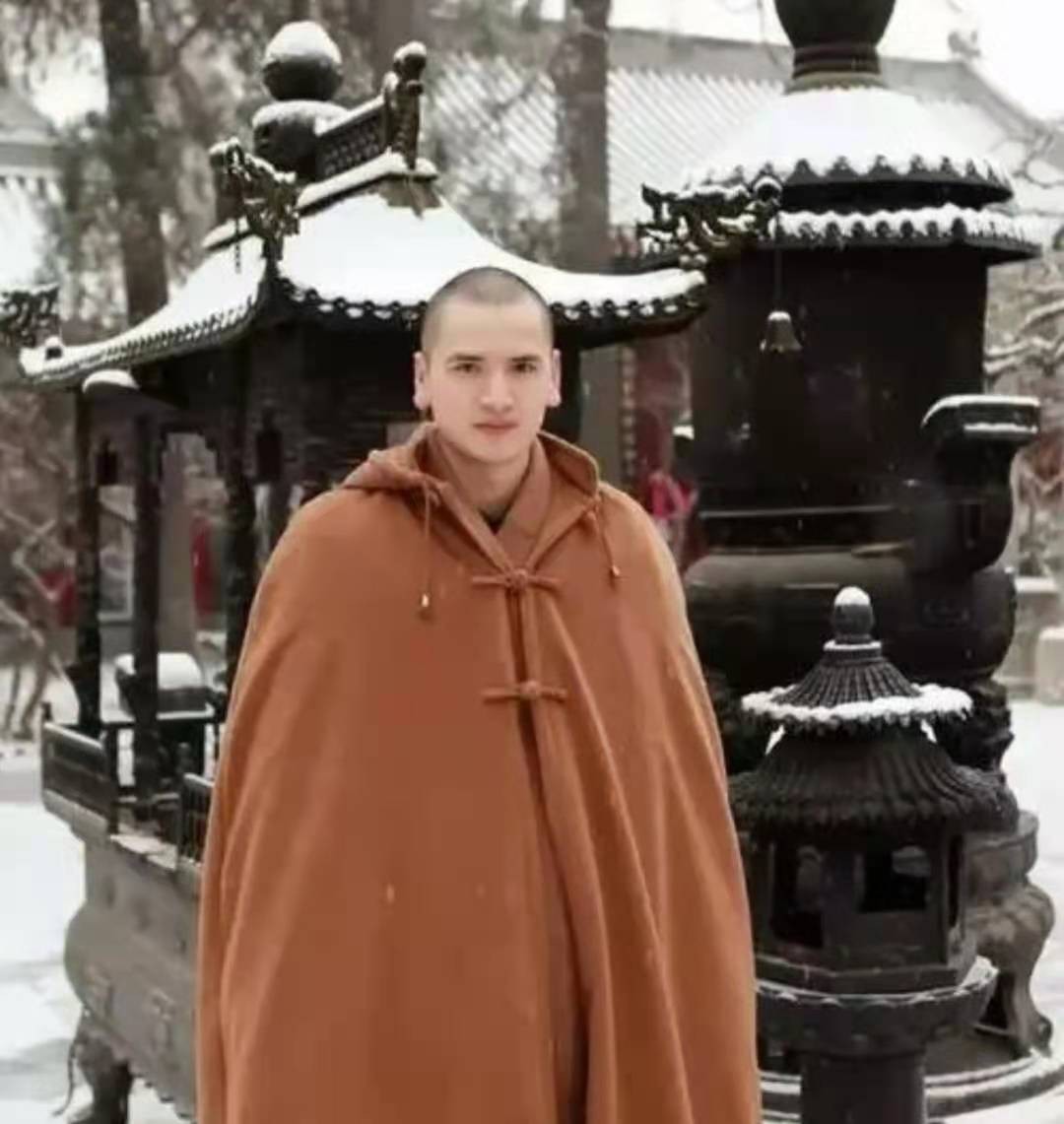China's most handsome monk explained his heart, gave up his iron rice ...