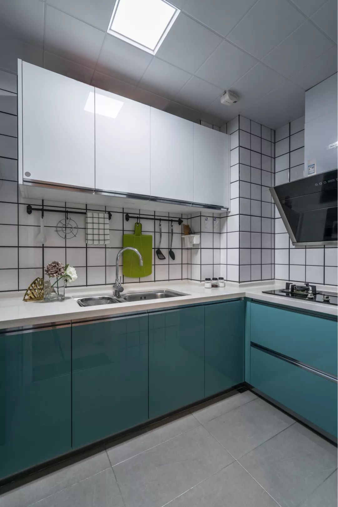 The 93 square meters modern Nordic style small apartment is simple but ...