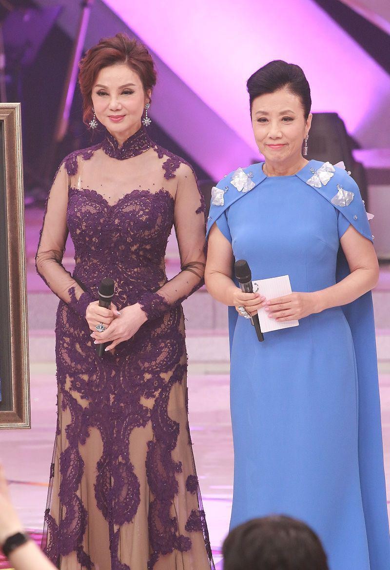 After marrying a wealthy businessman and divorcing, she became a strong ...