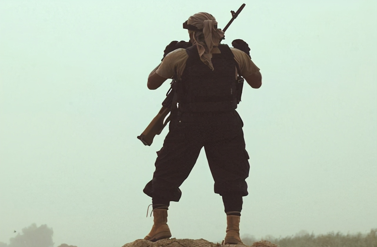 Mysterious sniper in the Middle East, never fired a second shot, killed ...