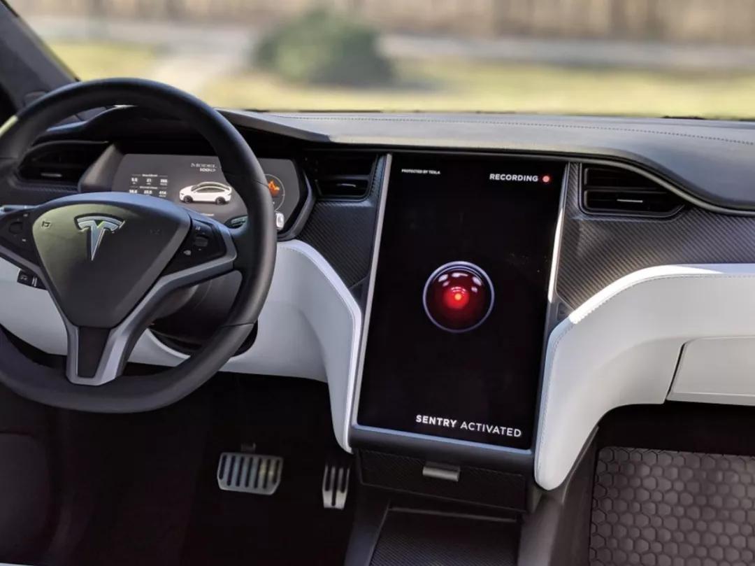 The Tesla App watched the sentinel function started to push, and the ...