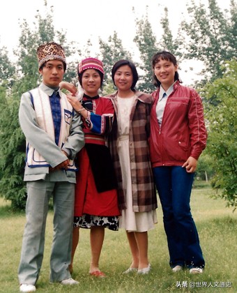 Is it a genius or a giant baby?Why did the poet Gu Cheng kill his wife ...