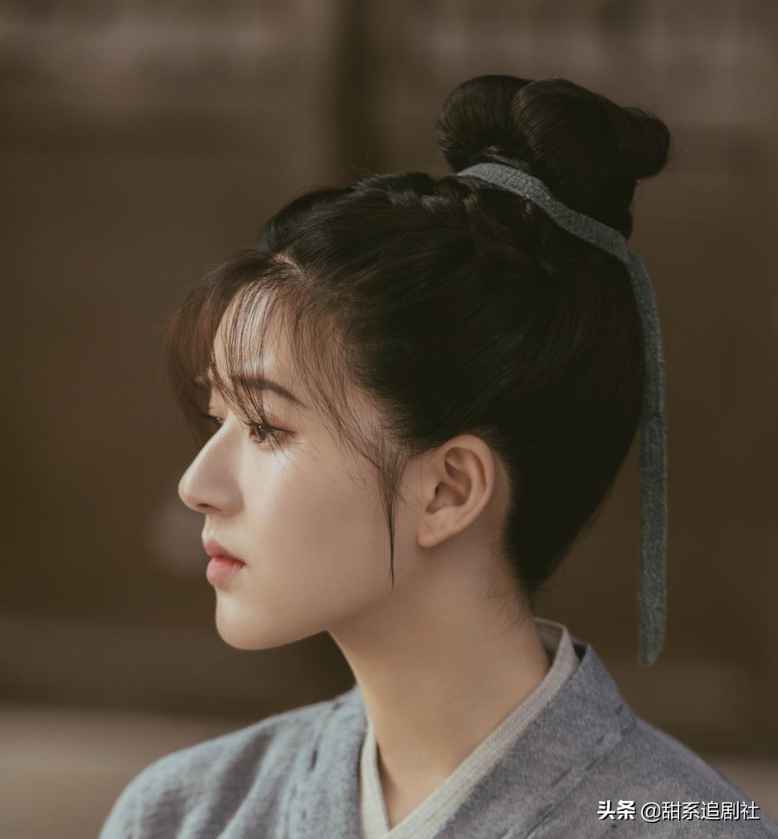 "Long Song Xing": Why is Zhao Lusi's popularity soaring?Li Leyan did ...