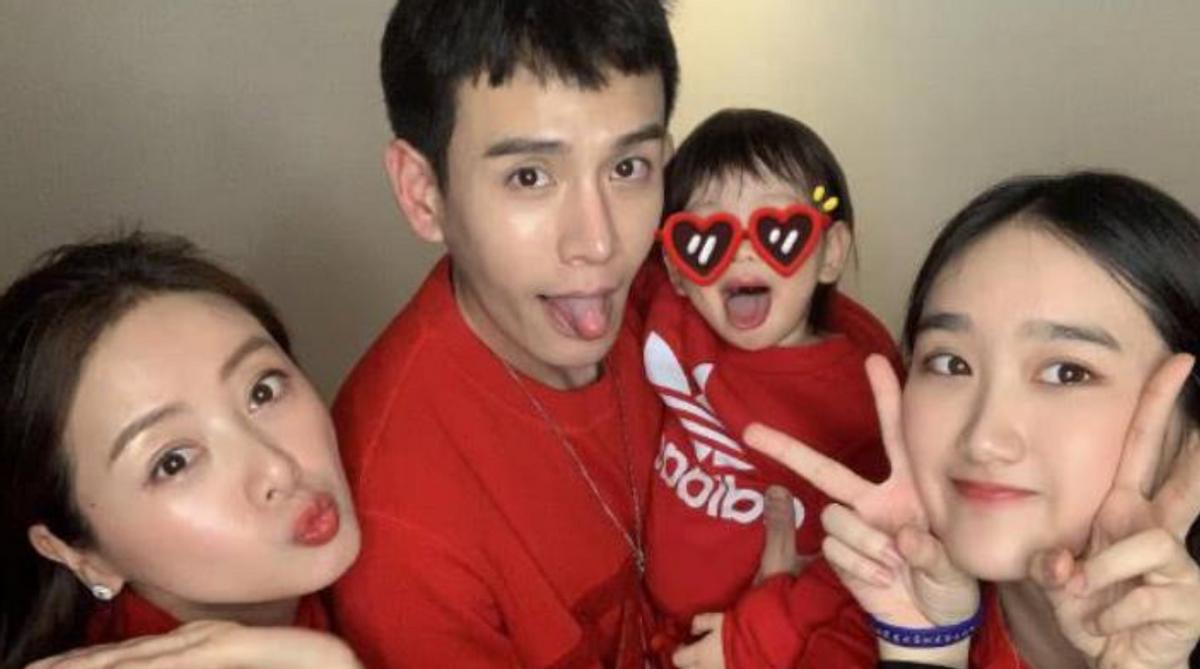 Jing Chao spoils his wife as a girl, and Xiao Lilin's face is full of ...