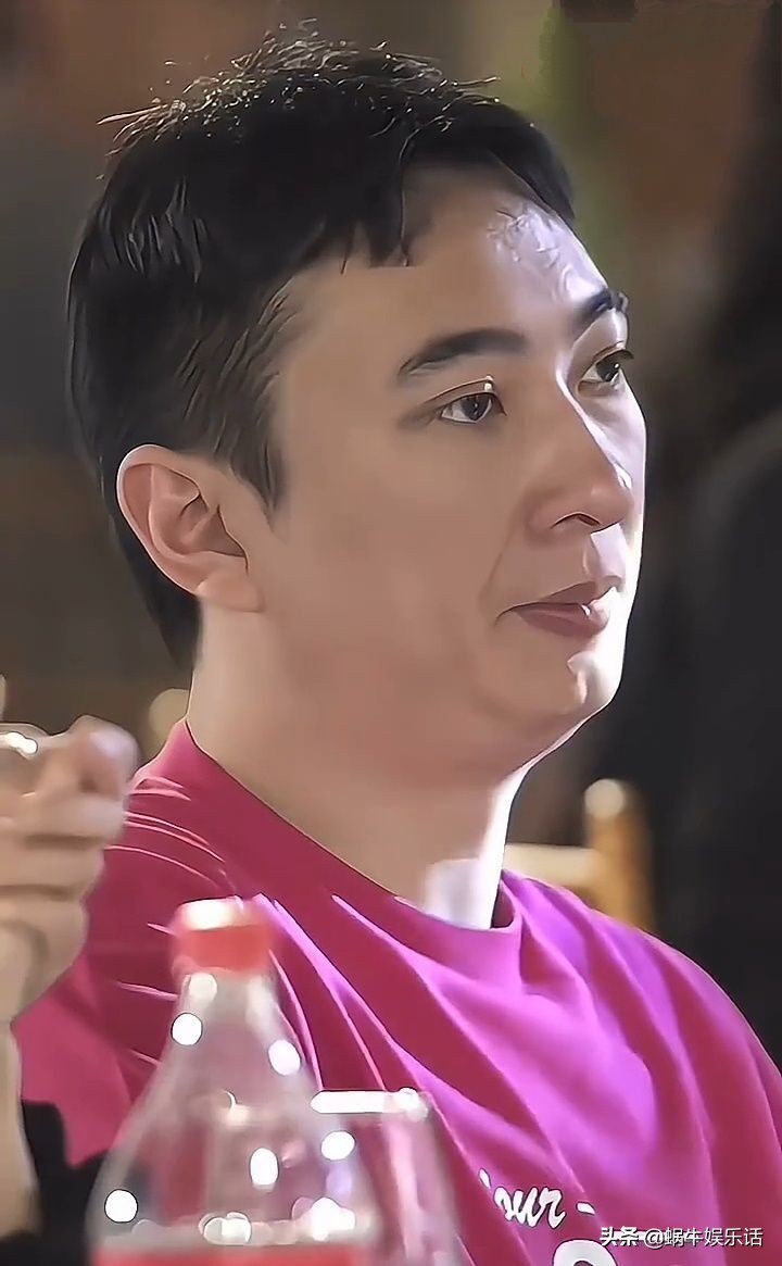 Thousands of fans, female anchor Li Mengen married in a high-profile ...