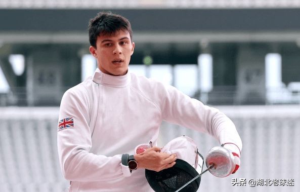 Another Chinese athlete won the Olympic champion!His last name is ...