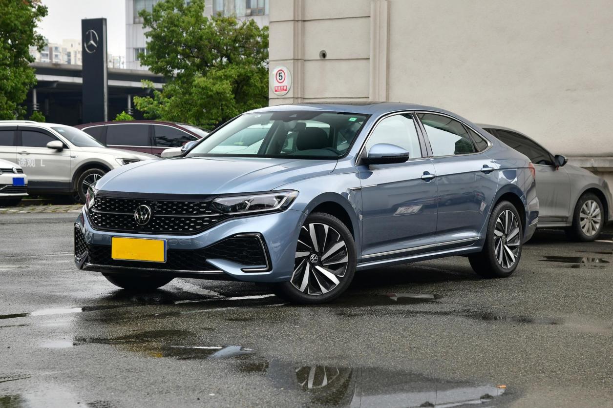 The new Passat will be launched soon. It will be lengthened to 4948mm ...