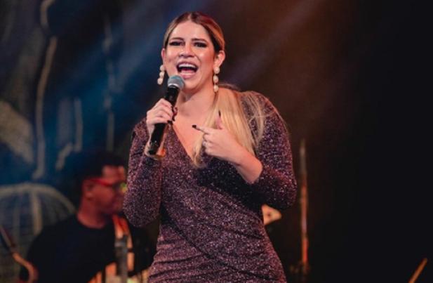 The 26-year-old female singer crashed and died. The boarding video was ...