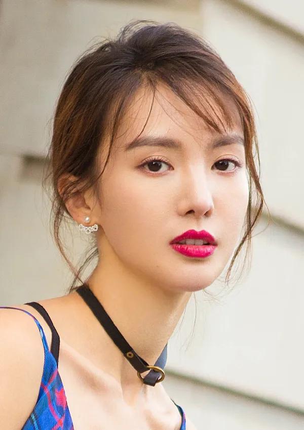 Jin Chen, is actually the heroine of "Secret Love Literature"?If you ...