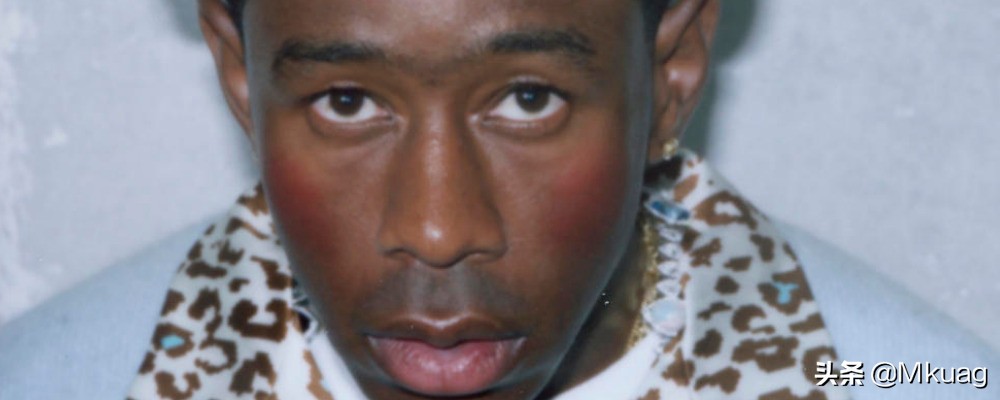 Demon poet Tyler Baudelaire - iNEWS