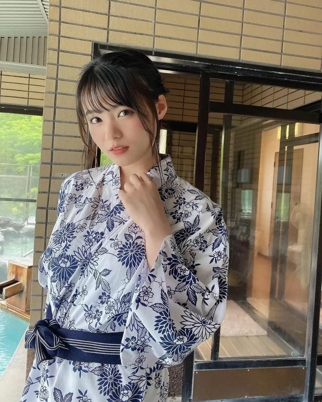 Beautiful girl of Chinese and Japanese mixed race - iNEWS