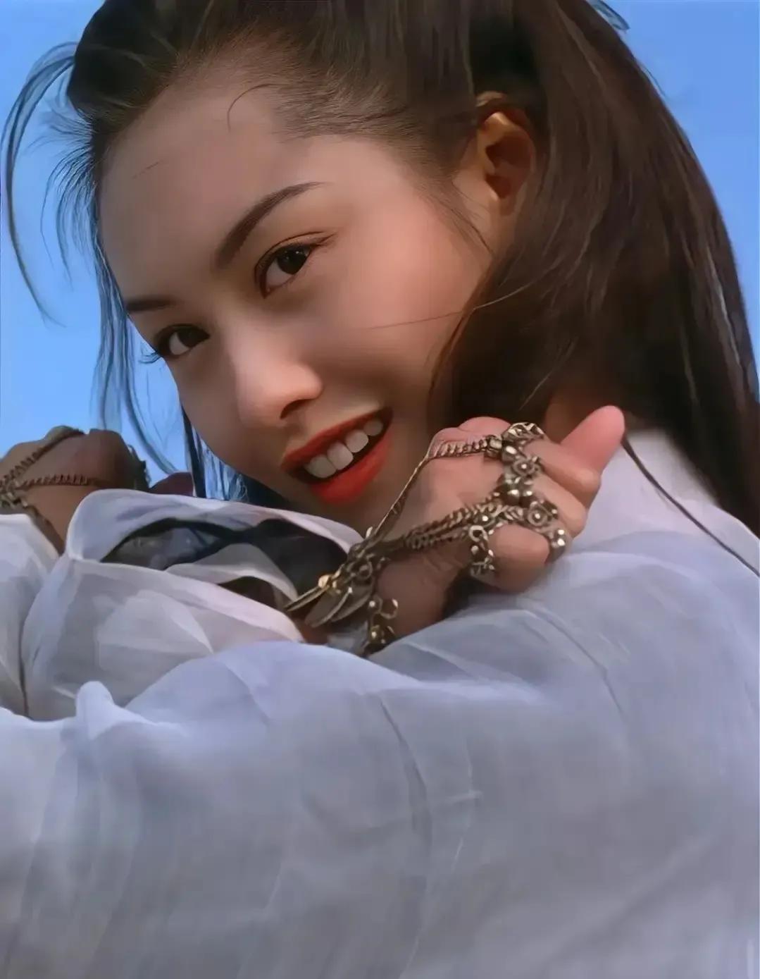 Abandoning a 120 million mansion to live in the countryside, and openly ...