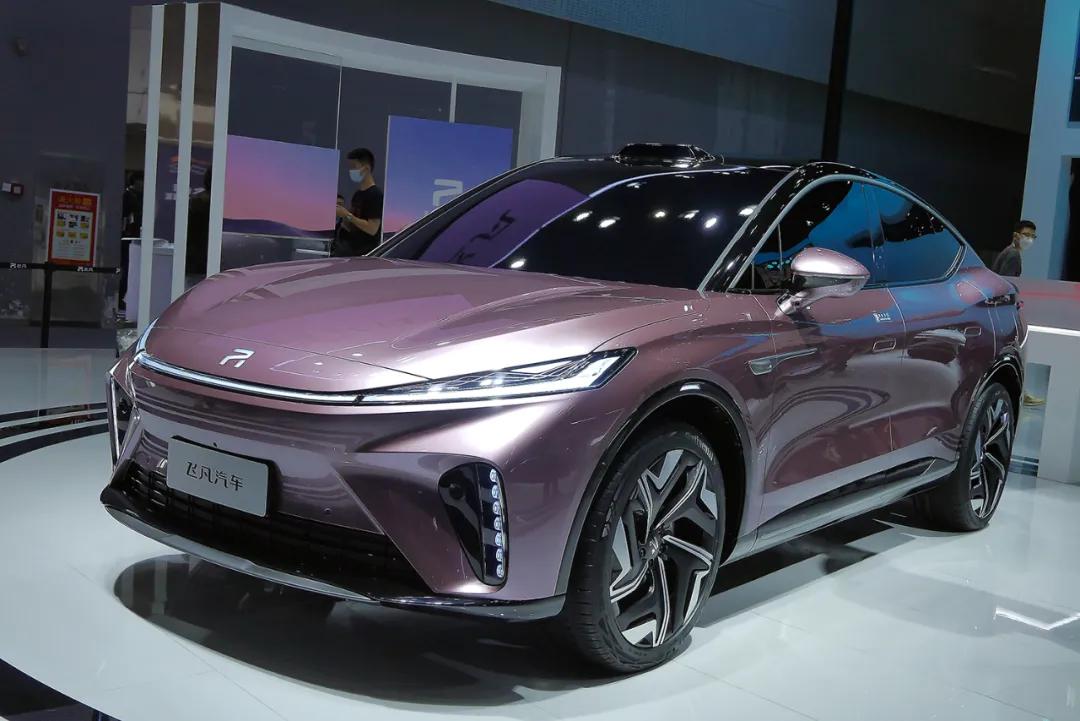 "Four-wheel drive" Feifan R7 + MARVEL R team up - iNEWS