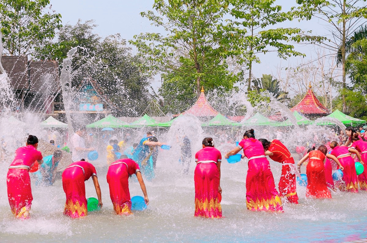 Yunnan Yiche ethnic group, women in the ethnic group do not wear ...